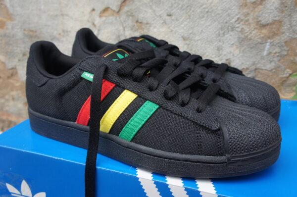 adidas Hemp Sneakers - Soleracks